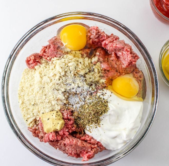 Classic Meatloaf with Saltines Recipe - Intelligent Domestications